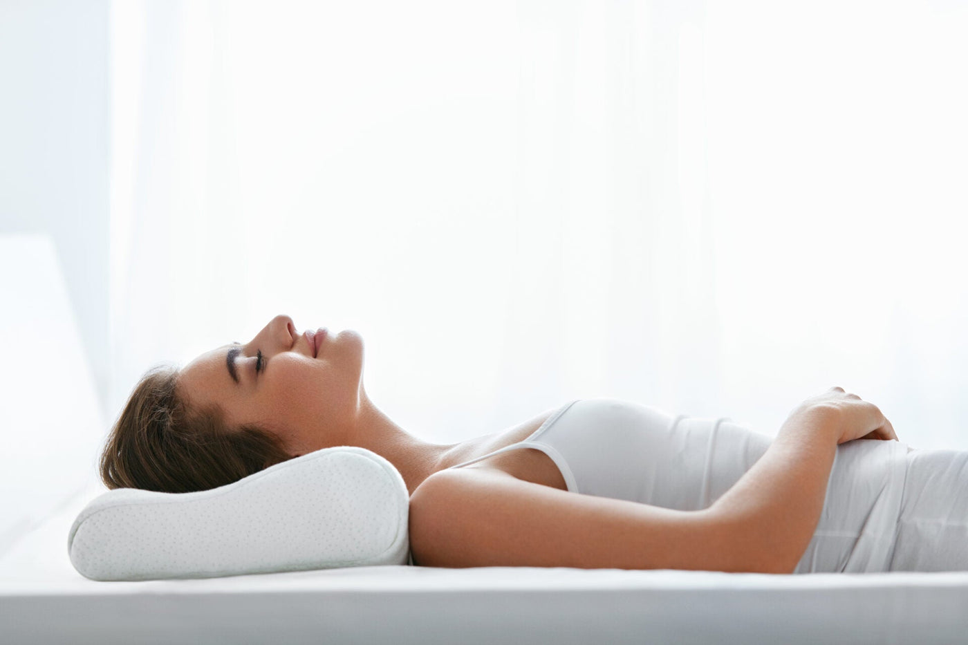 How to Choose the Right Pillow for Better Sleep (2025 Guide)